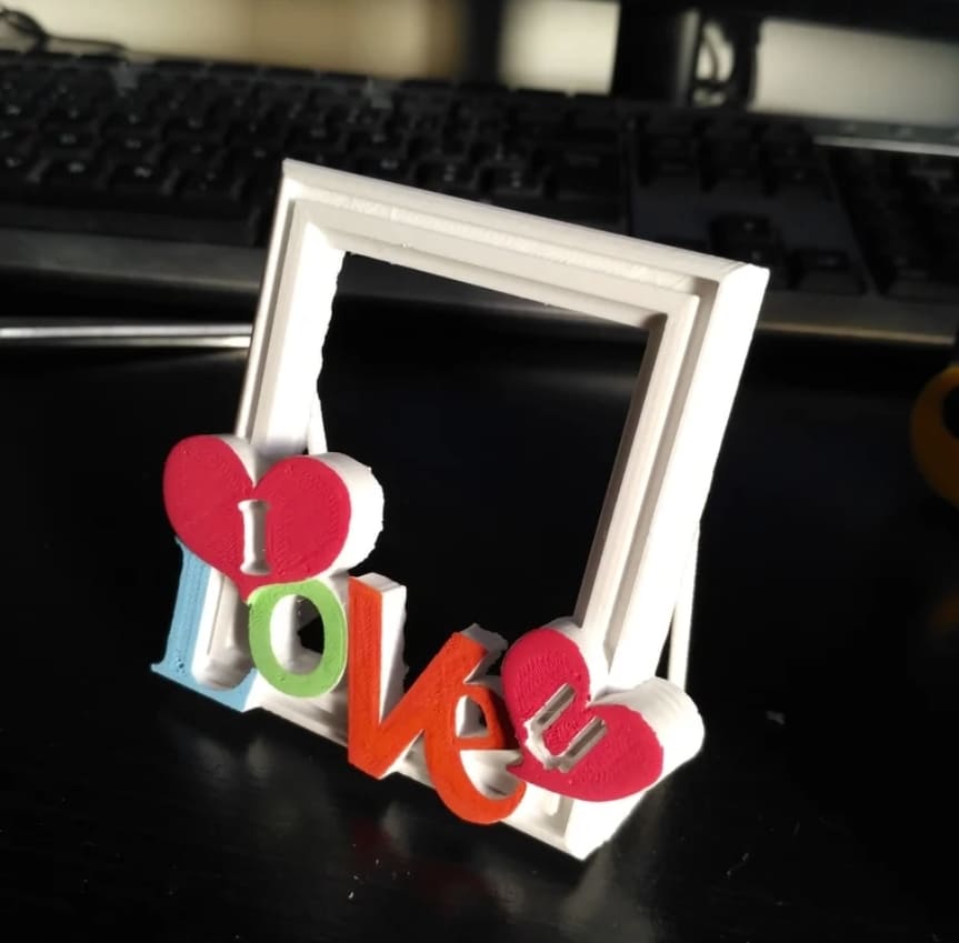 Create Happiness with 3D Printing: 3D Printed Picture Frame | 3DSPRO